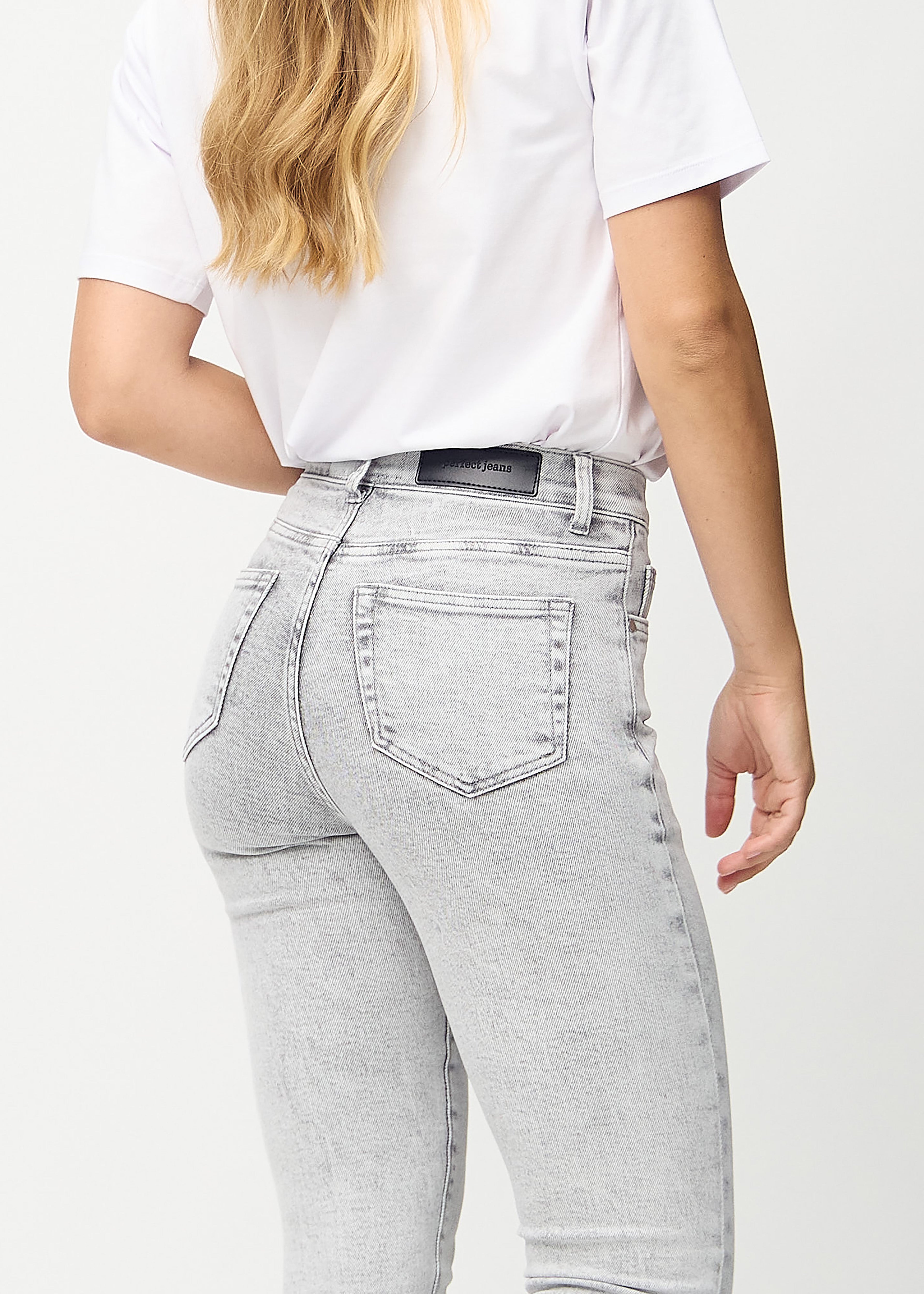 Gray jeans for women | Perfect Jeans in four fits